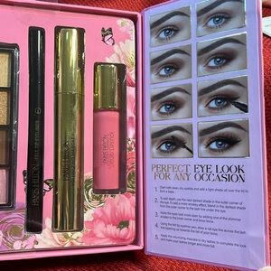 Paris Hilton | Makeup | Paris Hilton Blooming Beauty Makeup Pallet ...